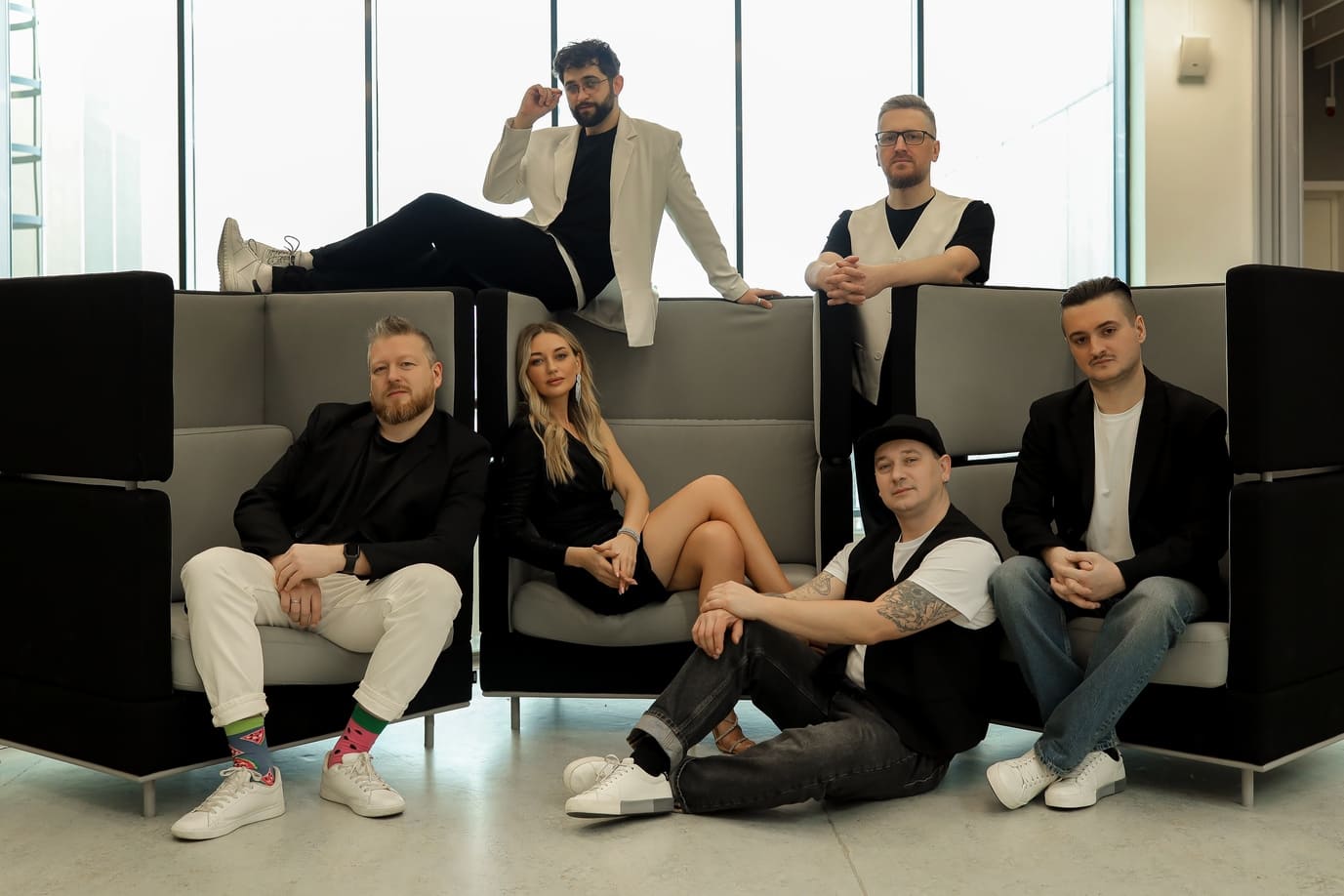 Кавер-группа «АЛЫЕ ПАРУСА» | VYBOR Event Group